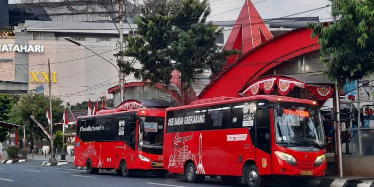 Naik Trans Semarang Hanya Rp 77 - LENTERAJATENG.COM