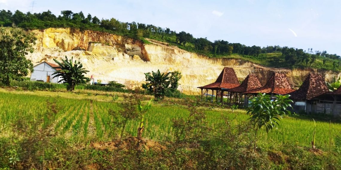 Kerusakan Gunung Kendeng Jadi Penyebab Banjir Bandang Pati ...